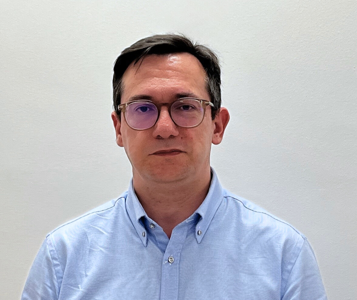 Mr Goncalo Almeida - Ophthalmologist