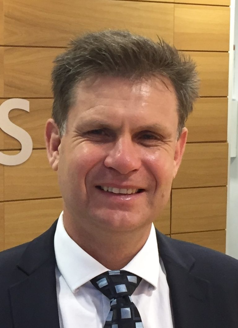 Dr Edward Petzer - Consultant Cardiologist