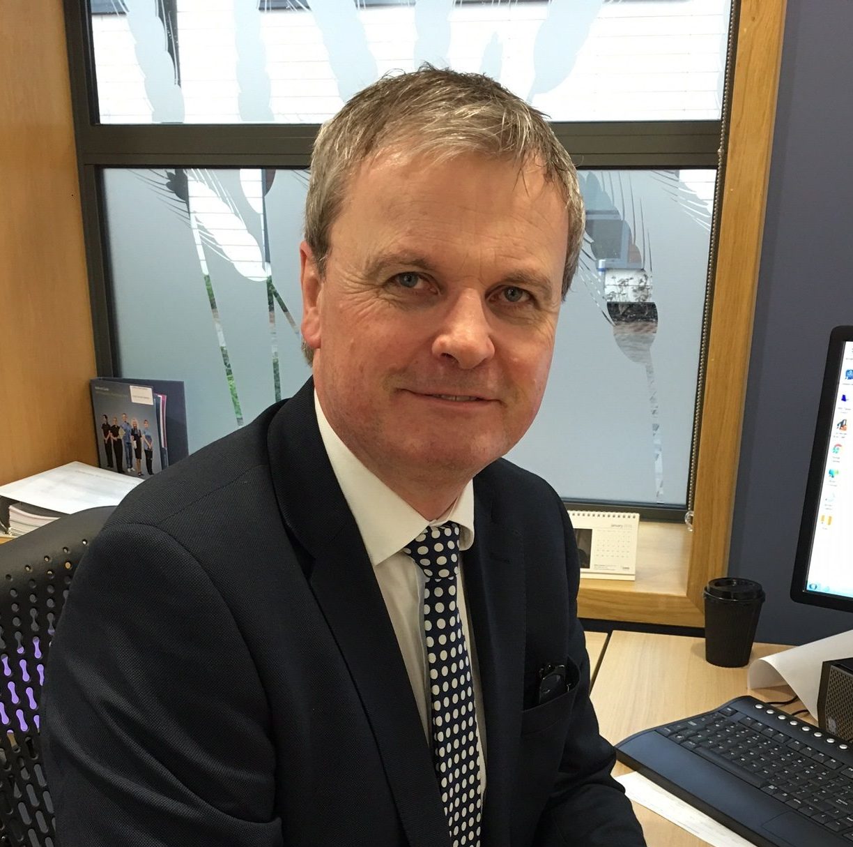 Mr John Donohue - Consultant Urologist Mr John Donohue - Consultant Urologist